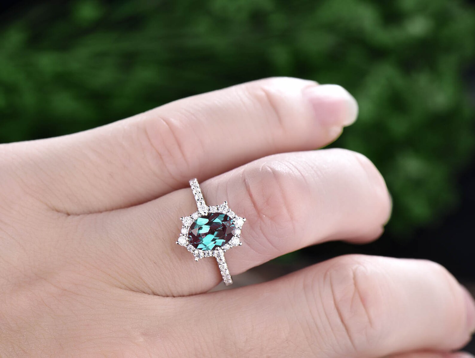 1.3ct Alexandrite Ring for Women Vintage Unique Halo Cluster | Etsy