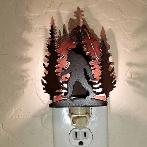 Sasquatch Bigfoot Yeti Night Light Made Out of Rusted Steel - Etsy