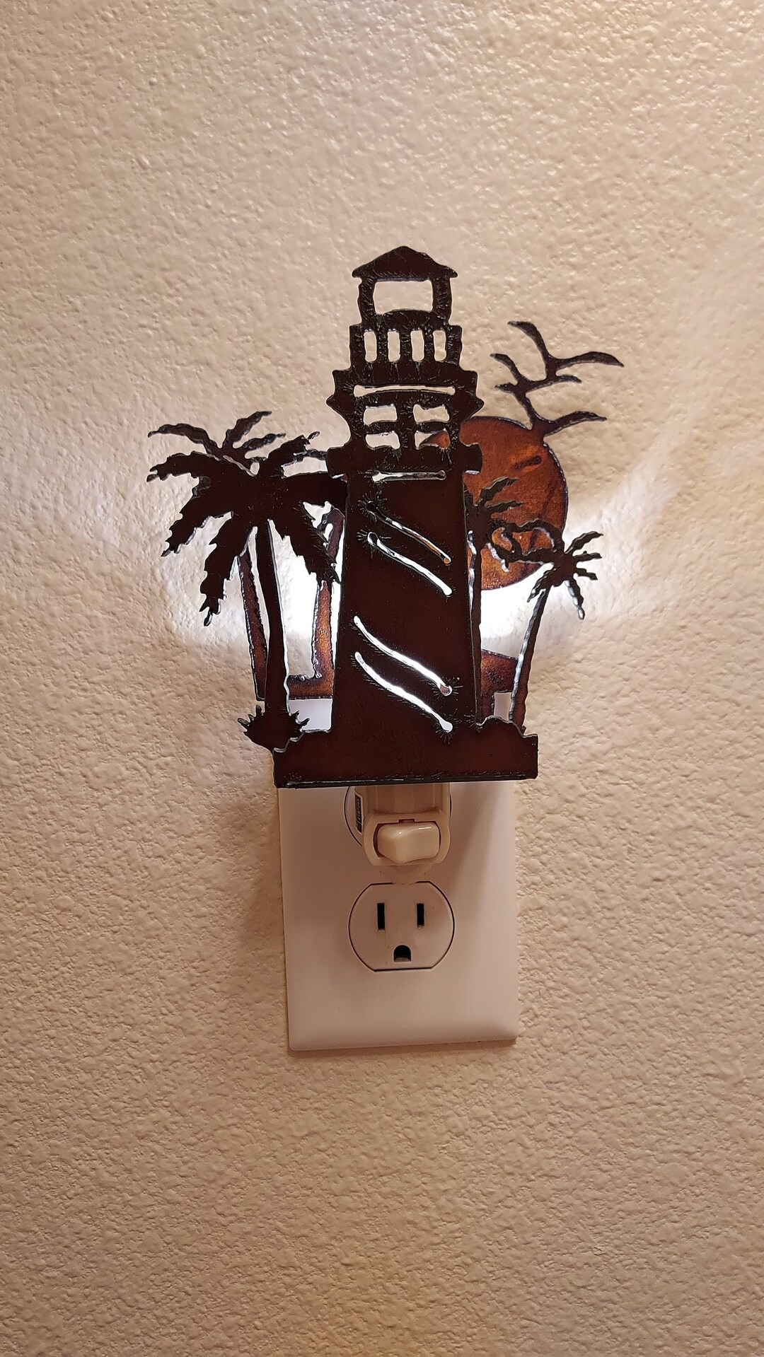 Lighthouse Nightlight Functional Vintage-inspired Art With 7 Year LED ...