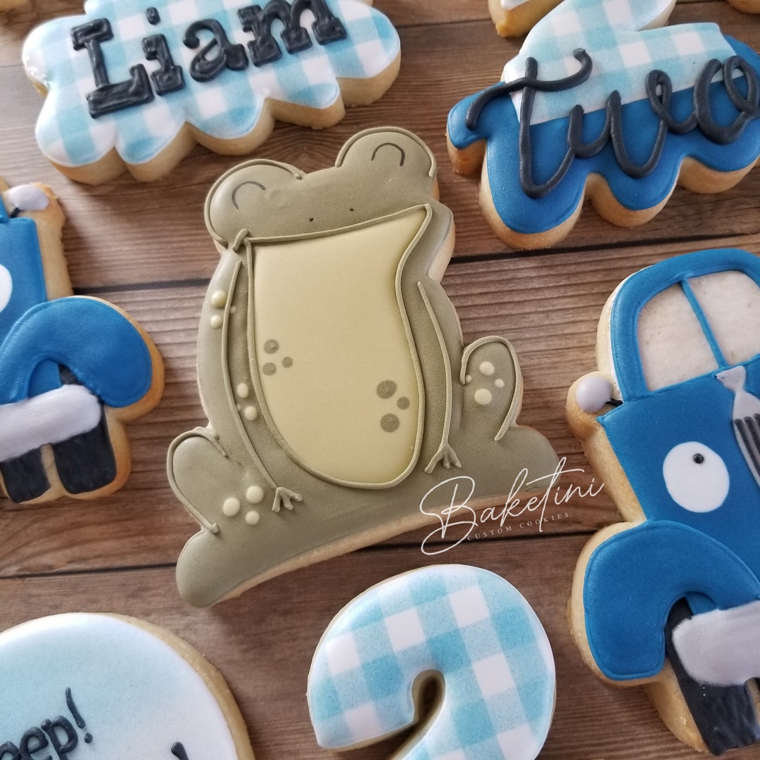 Big Green Toad Cookies 1 Dozen Polka Dot Frog Little Blue Truck Lilly ...