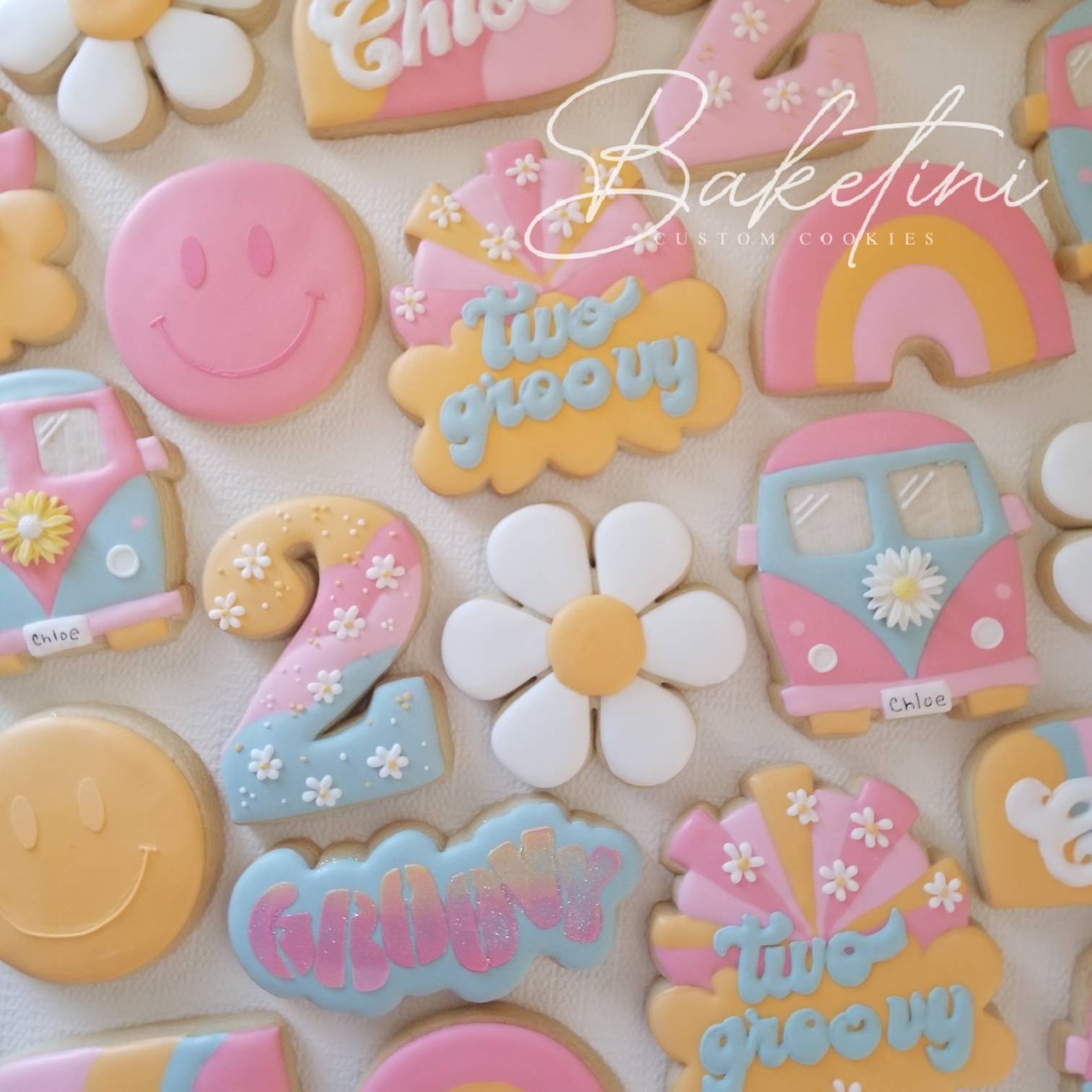 Two Groovy Cookies 2 Dozen Retro Daisy Smiley Face VW Hippie - Etsy