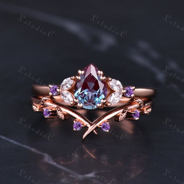 Alexandrite Engagement Ring - Etsy