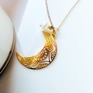 Filigree Moon Necklace, Gold Moon Necklace, Open Work Lunar Cycle ...