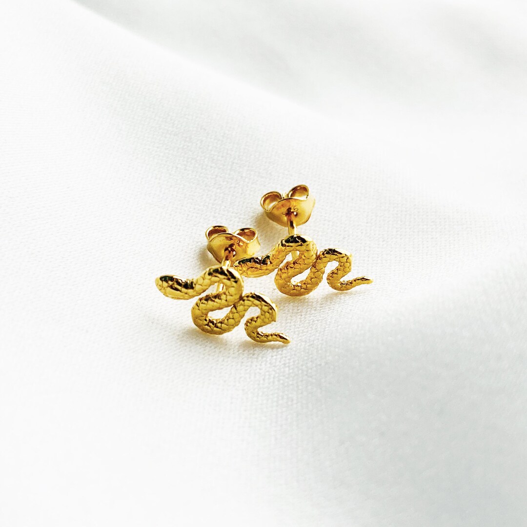 Boucles d'oreilles serpent en or pour elle, petits bijoux serpent ...