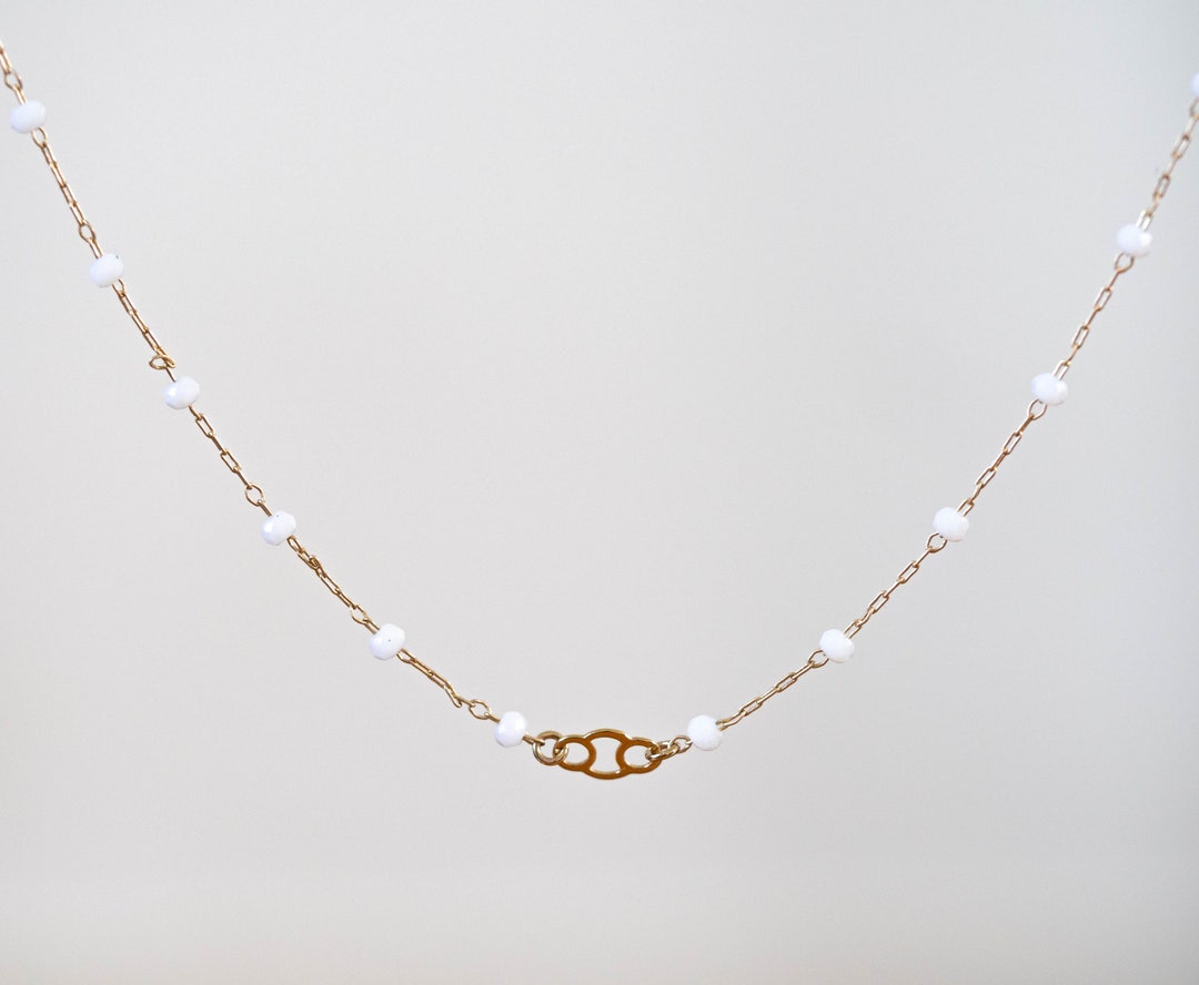 Collar blanco, corto, delicado, minimalista / joyería de diseño ...