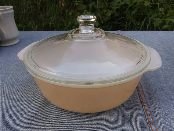 Cookware Kitchen & Dining Casserole 5 Fire King peachy orange color to ...