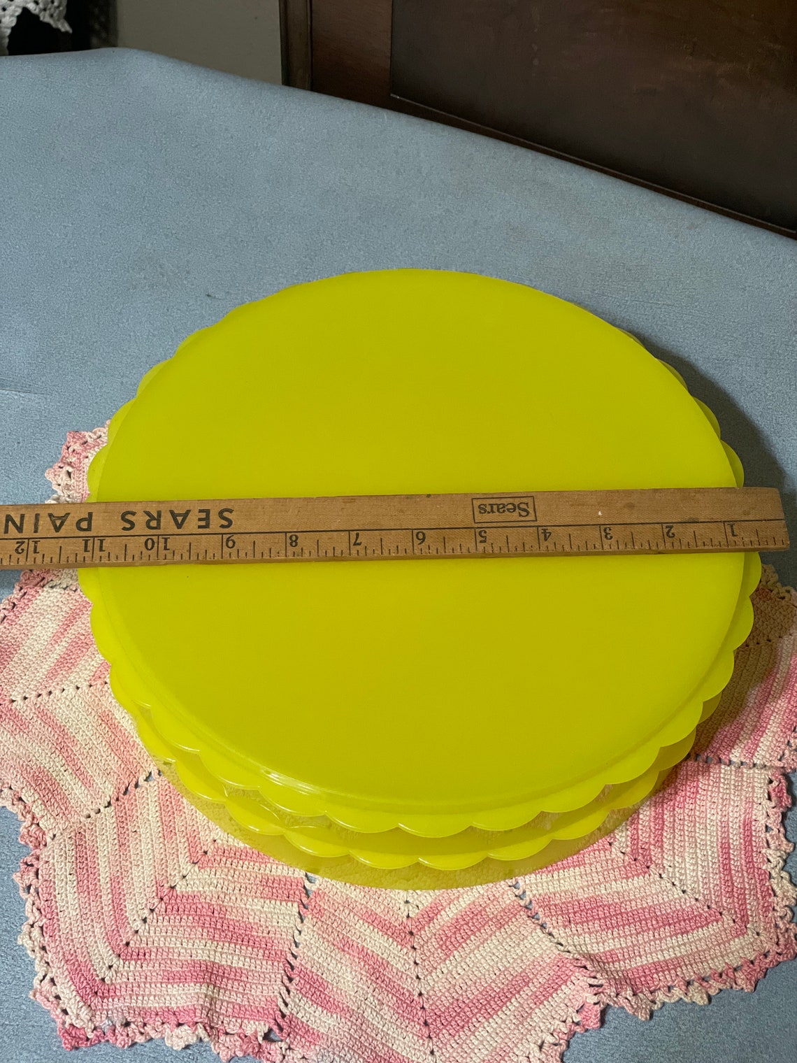 Vintage Tupperware cake stand bright yellow PreOwned in | Etsy