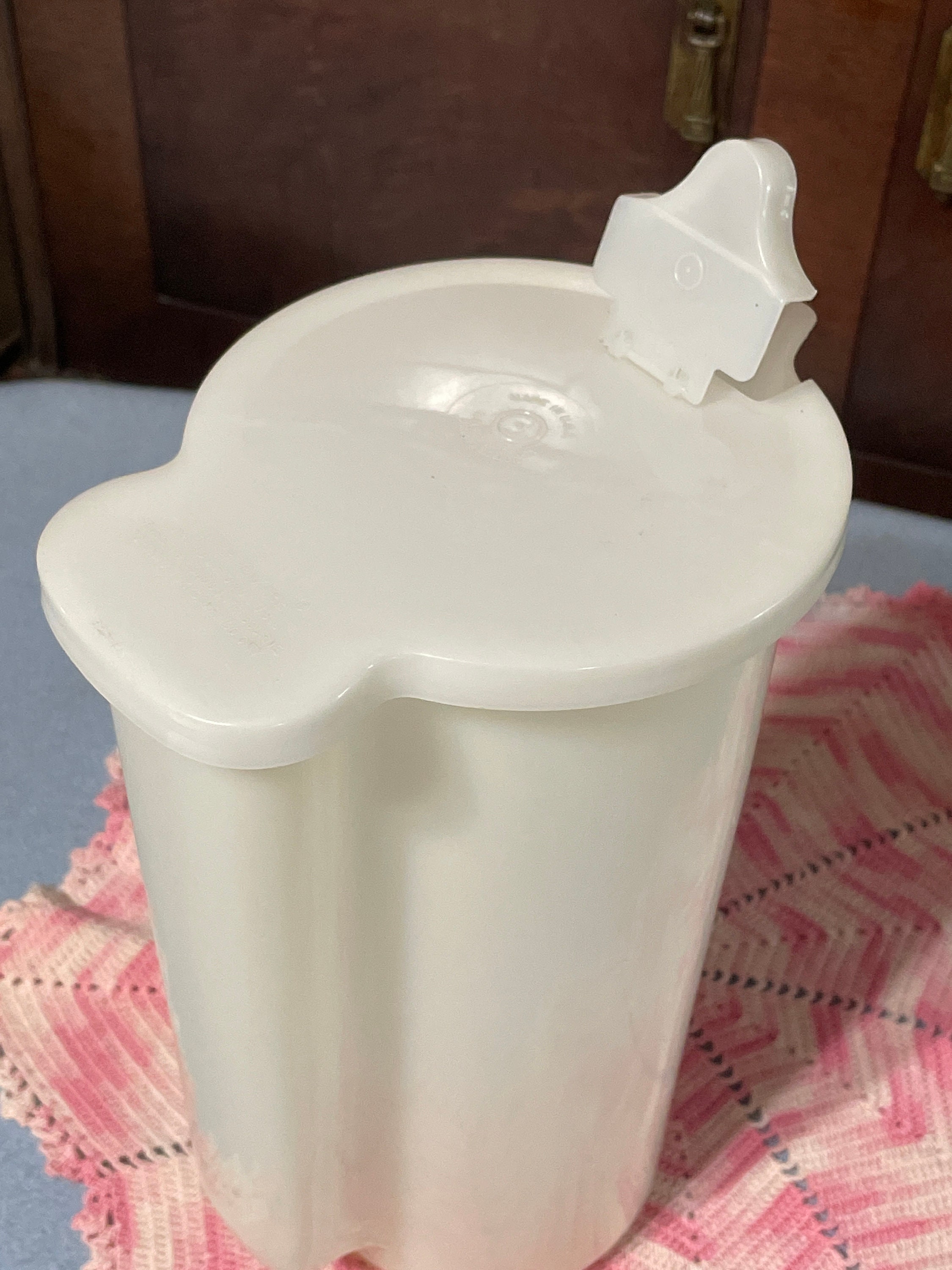 Vintage Tupperware Refrigerator Pitcher Collectable Container - Etsy