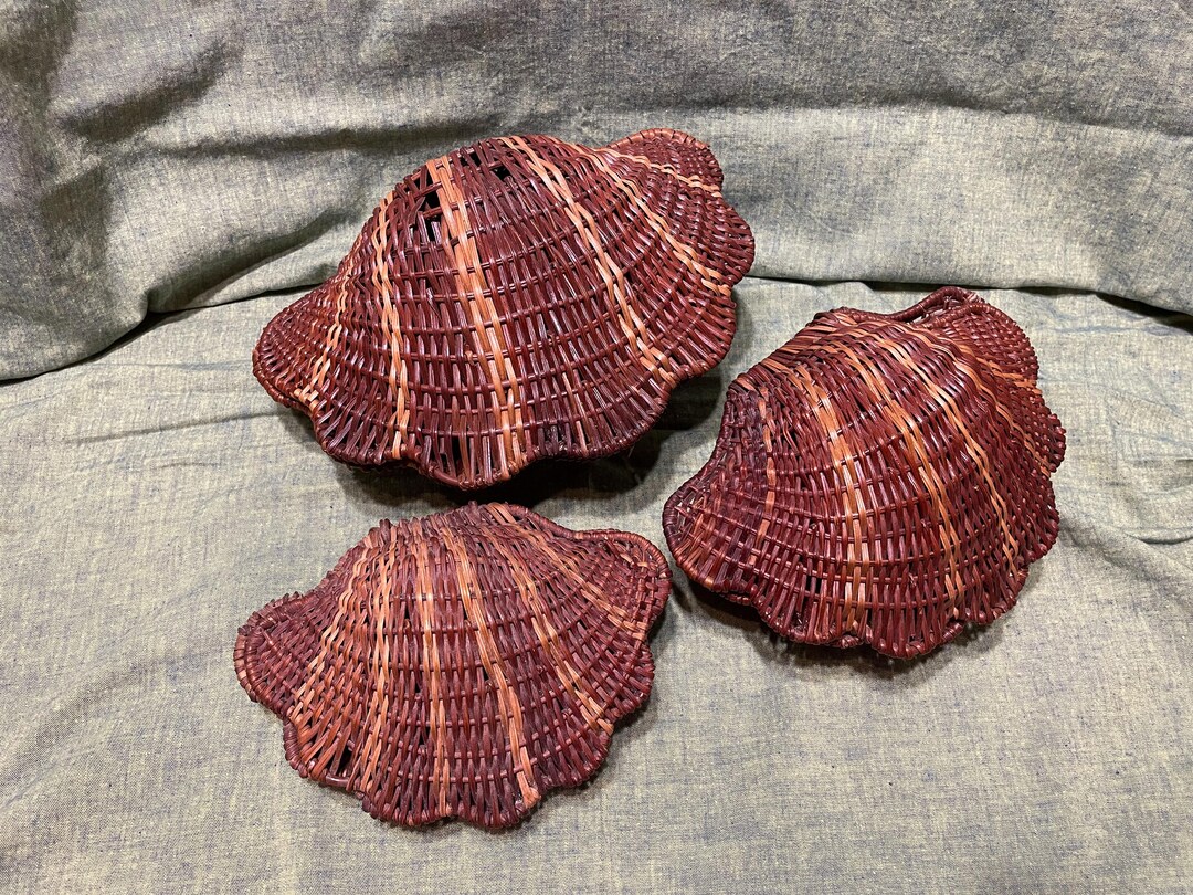 Wicker Clam Shell Baskets Set of 3 Different Sizes. Nesting, Art Decor ...