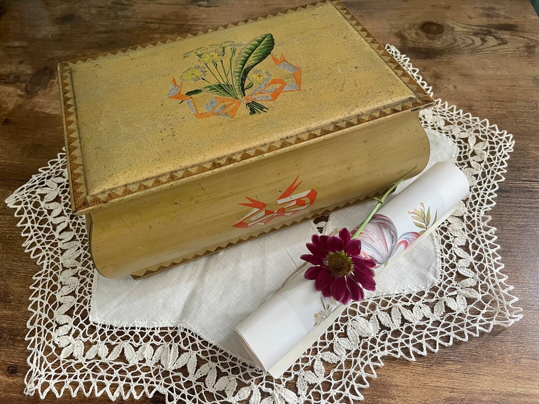 Vintage Tin With Floral Images - Etsy