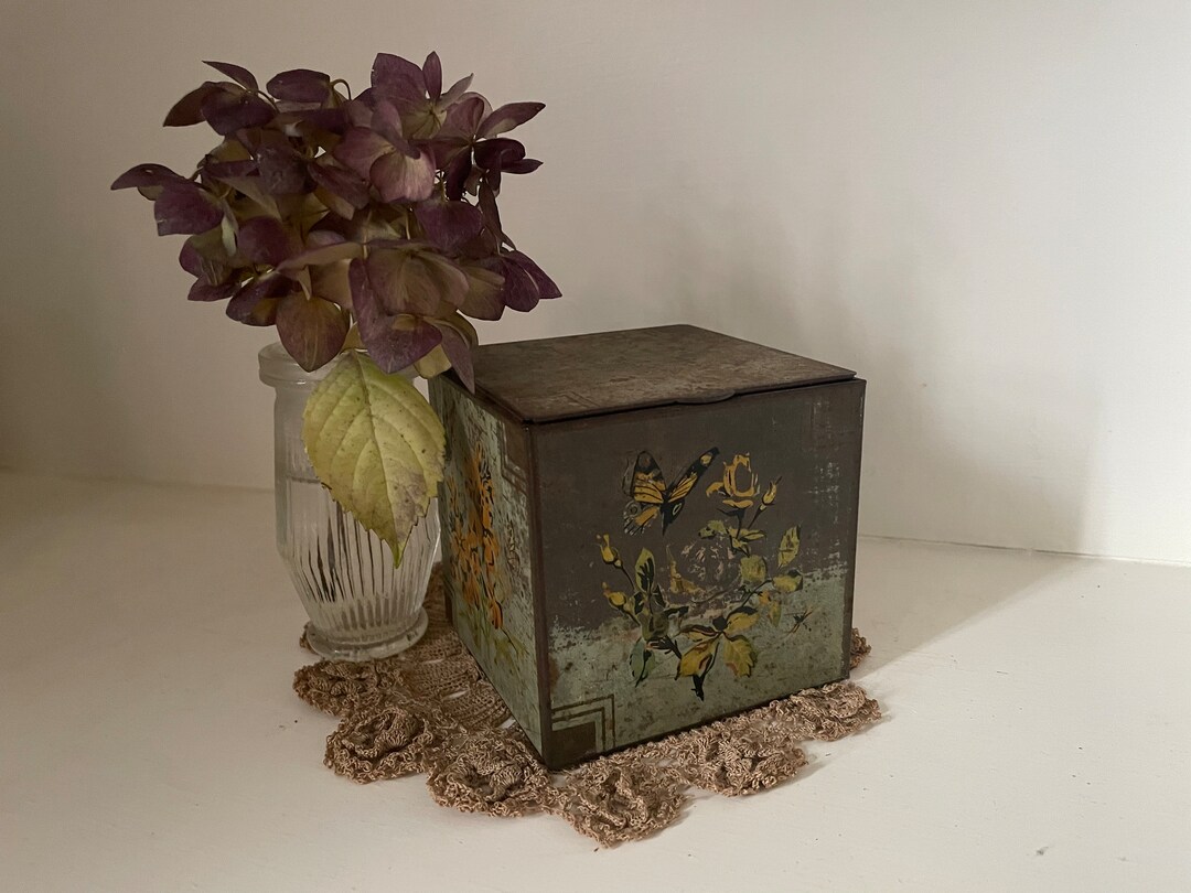 Vintage Cube Flowers and Butterfly Tin - Etsy