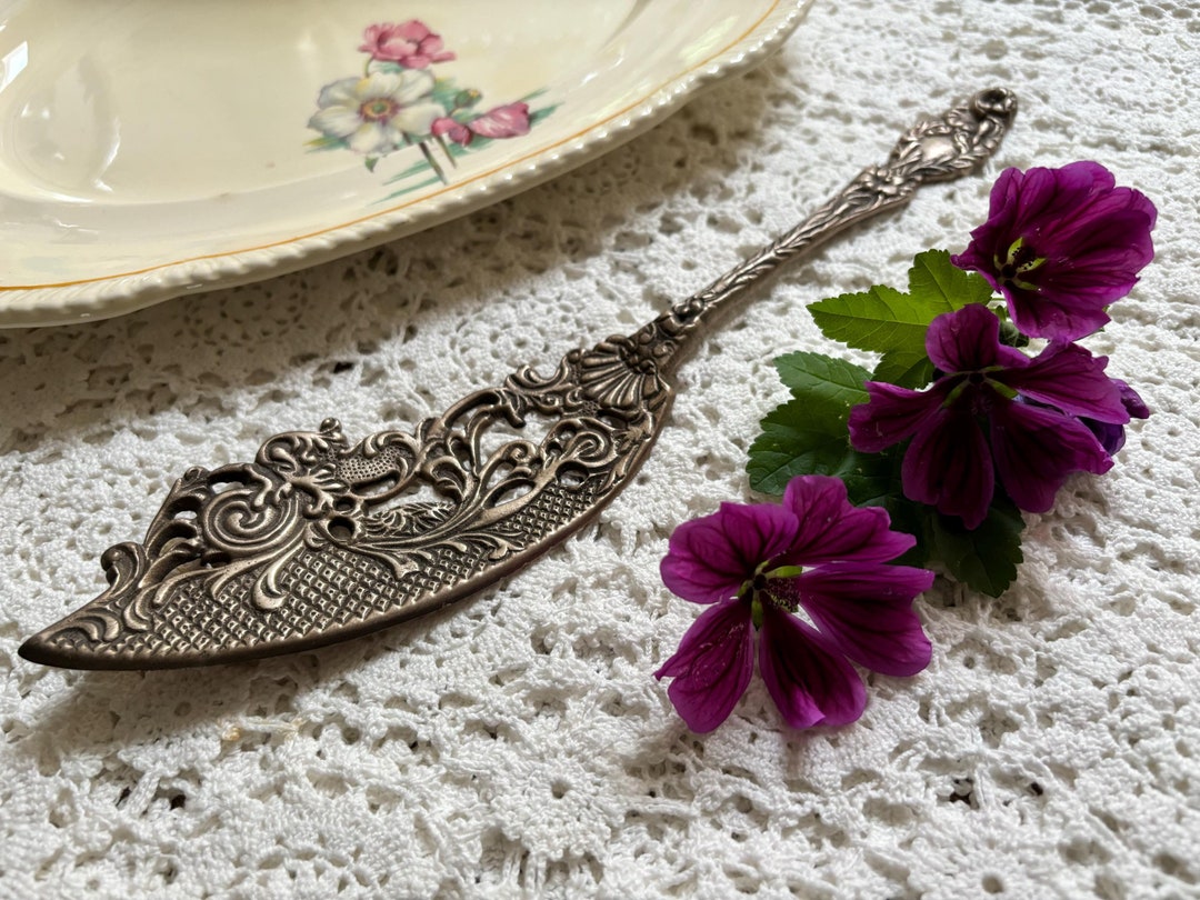 Vintage Ornate Fish Server - Etsy