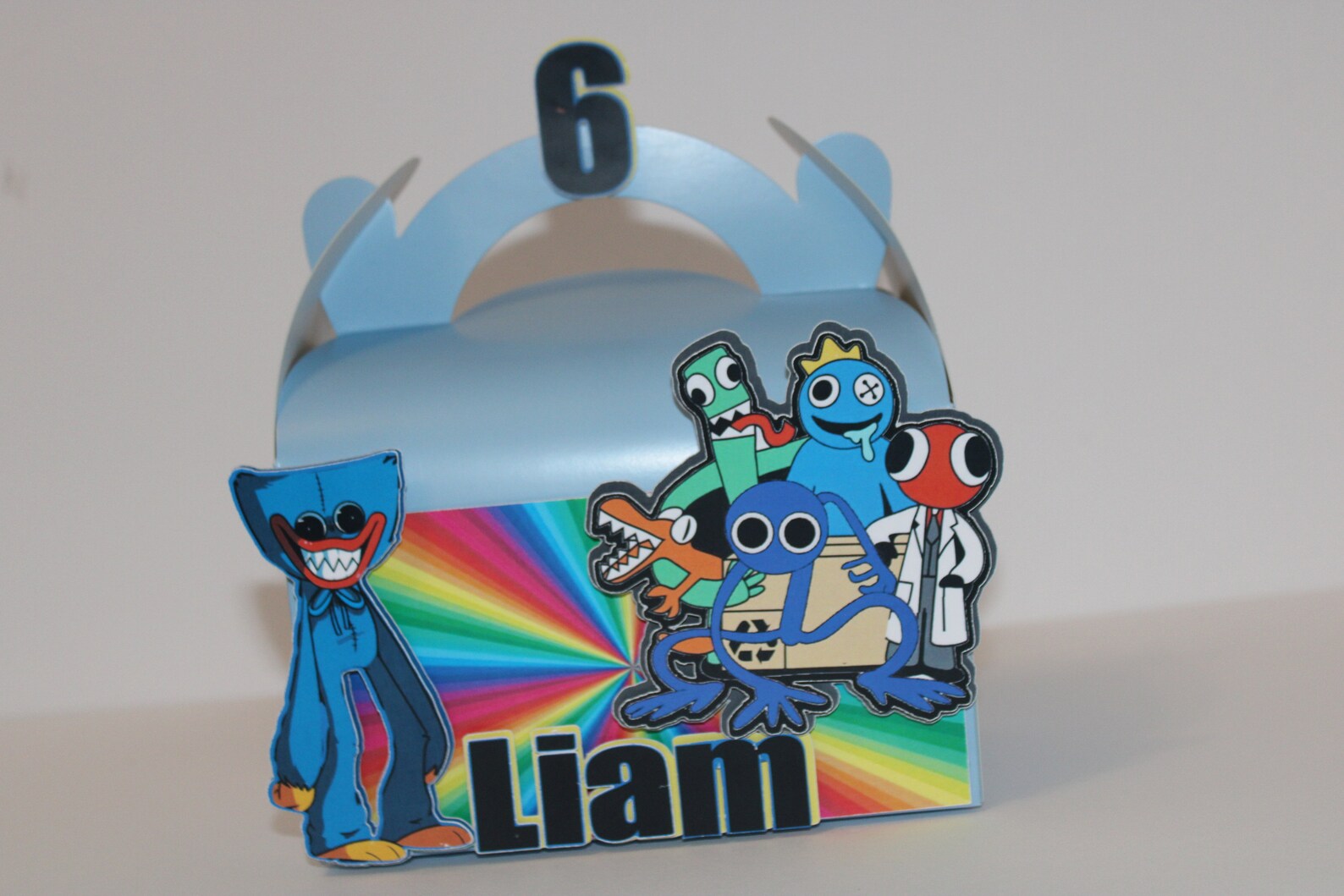 Rainbow Friends and Huggy Wuggy Gable Box, Rainbow Friends and Huggy ...