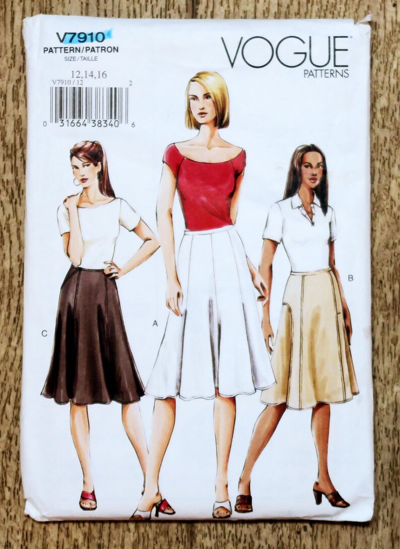 Vogue V7910 Sewing Pattern Envelope / Women's Skirt, Sewing Pattern ...