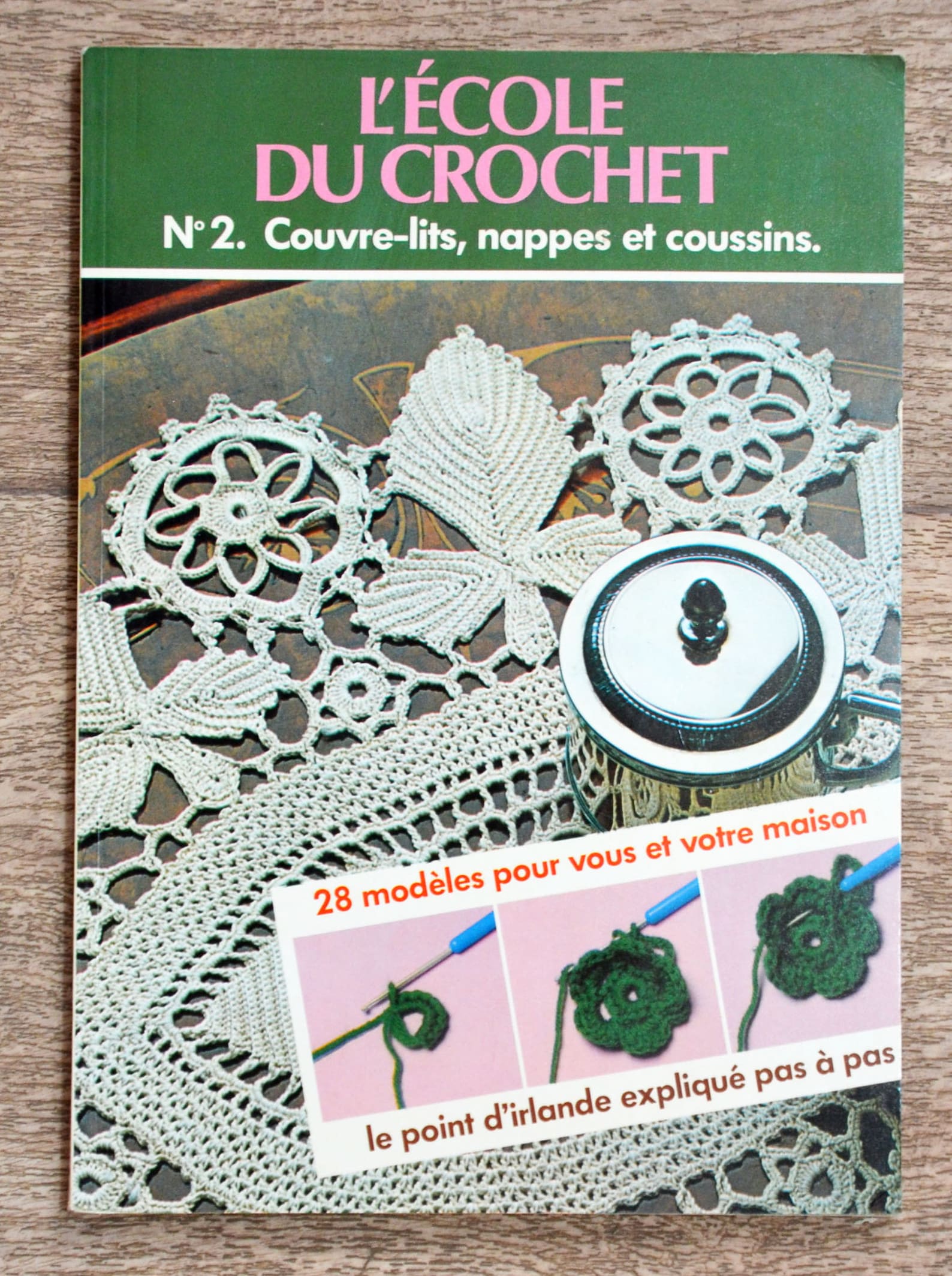 Book the Crochet School 2 / Bedspread, Tablecloths and Cushions ...