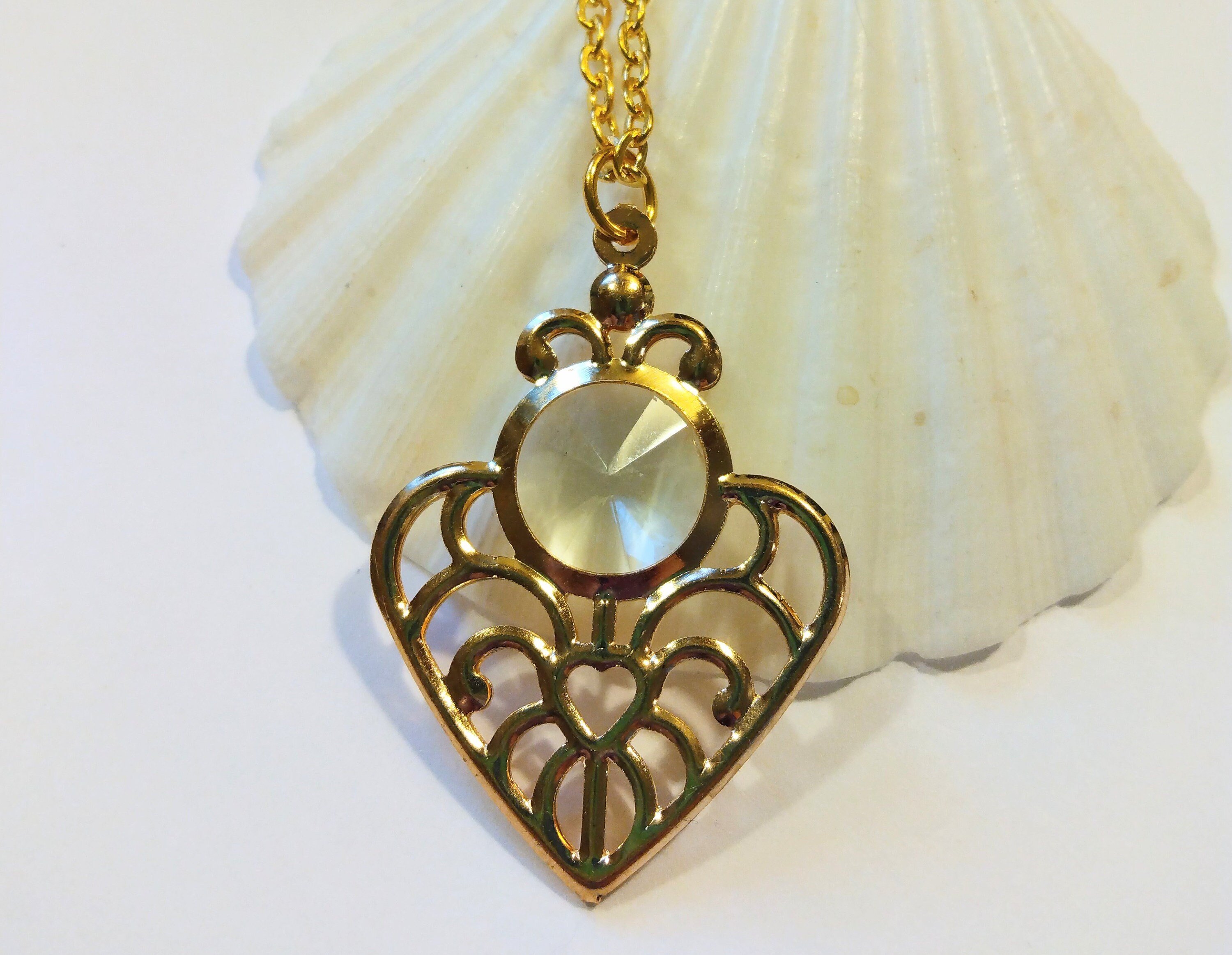 Ladies Art Glass Style Heart Pendant Necklace, Ladies Valentine Heart ...