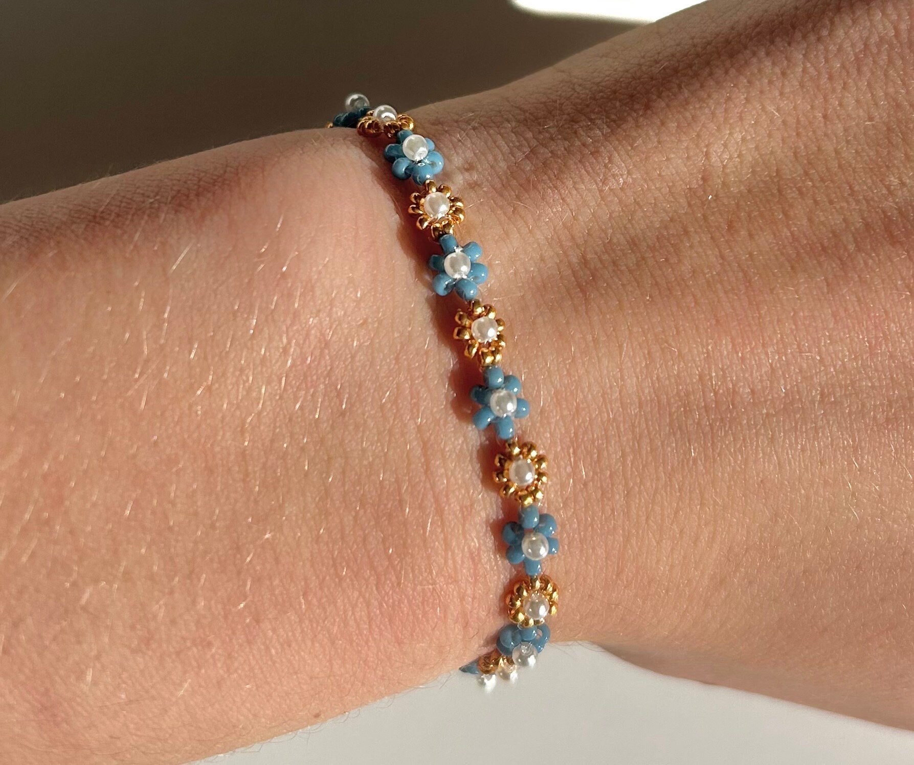Blue and Gold Flower Beaded Bracelet - Etsy