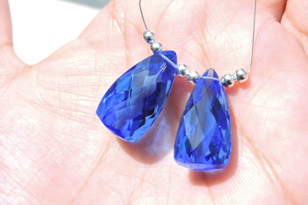 2 Pcs Matched Pair Very Attractive Royal Blue Quartz Faceted 3 Sided ...