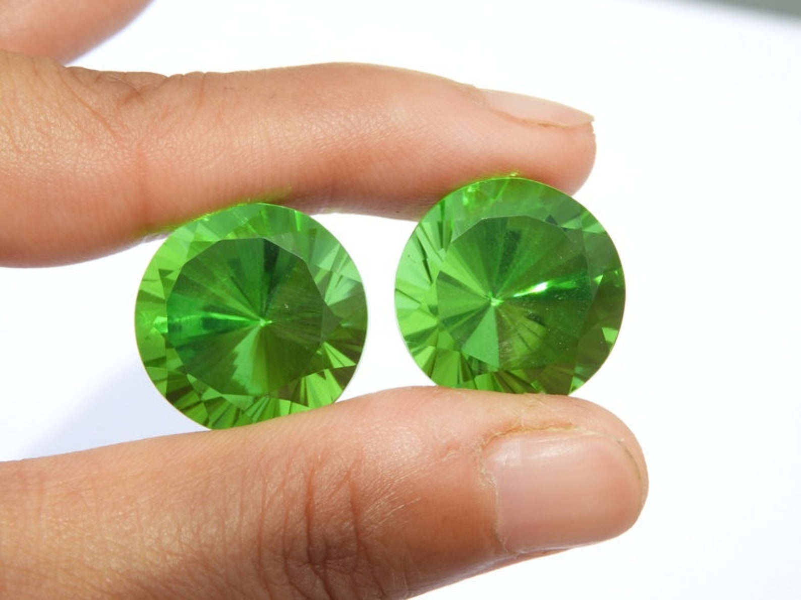 1 Pair Peridot Green Quartz Faceted Round Shaped Loose Gemstone Size ...