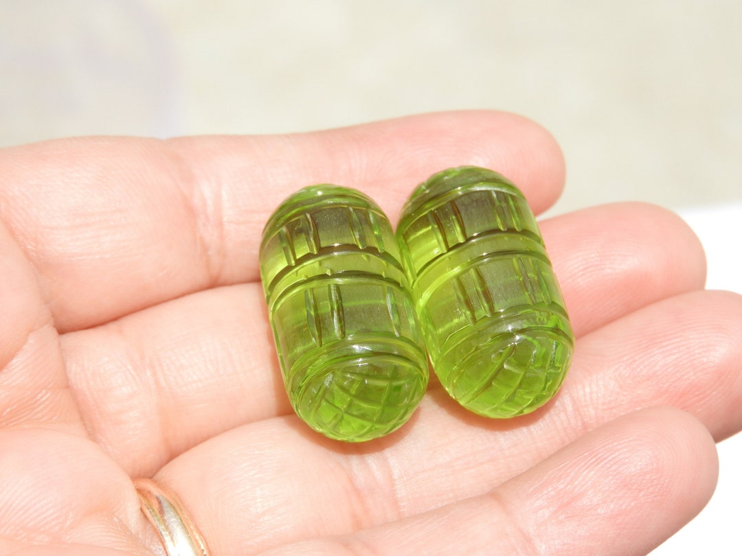 Carved Peridot Quartz Gemstone Drops: Jewelry Making (2 Pcs) - Etsy