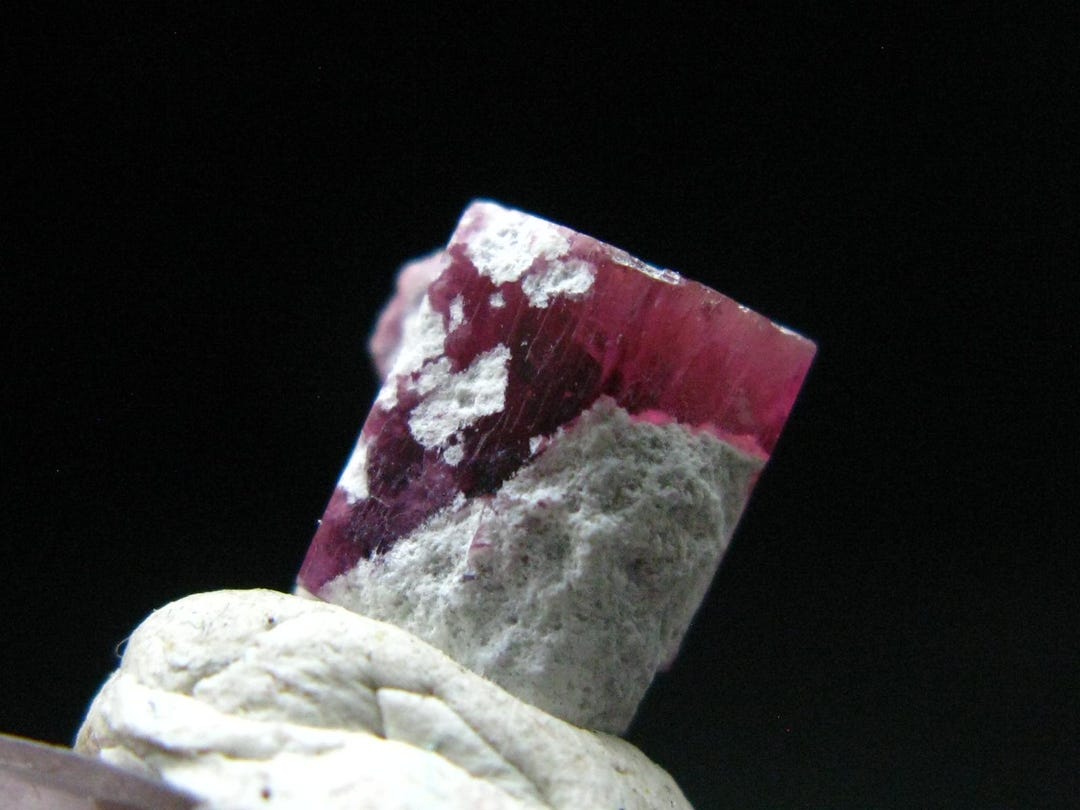 Nice Rare Bixbite Red Emerald Beryl Crystal From Utah USA - 4.82 Carats ...