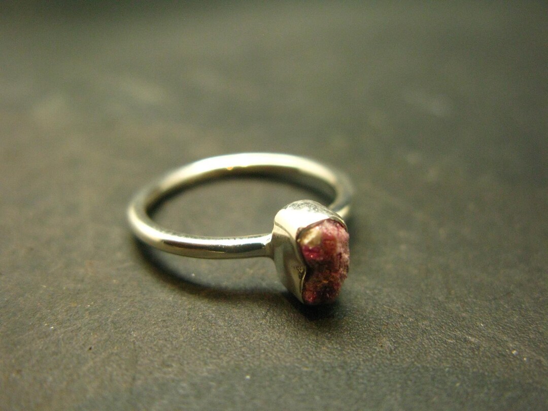 Bixbite Red Emerald Beryl Silver Ring From Utah USA - Size 6 - 1.81 ...