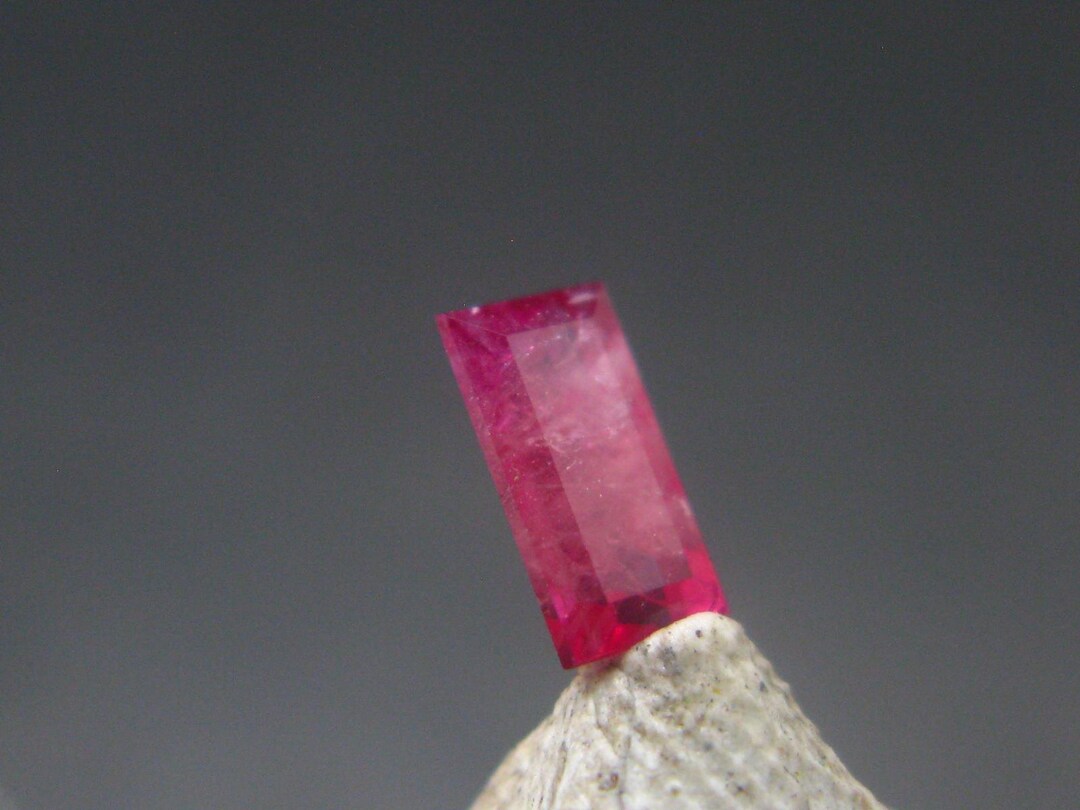 Beautiful Rare Gem Bixbite Red Beryl Emerald Cut Stone From Utah USA ...