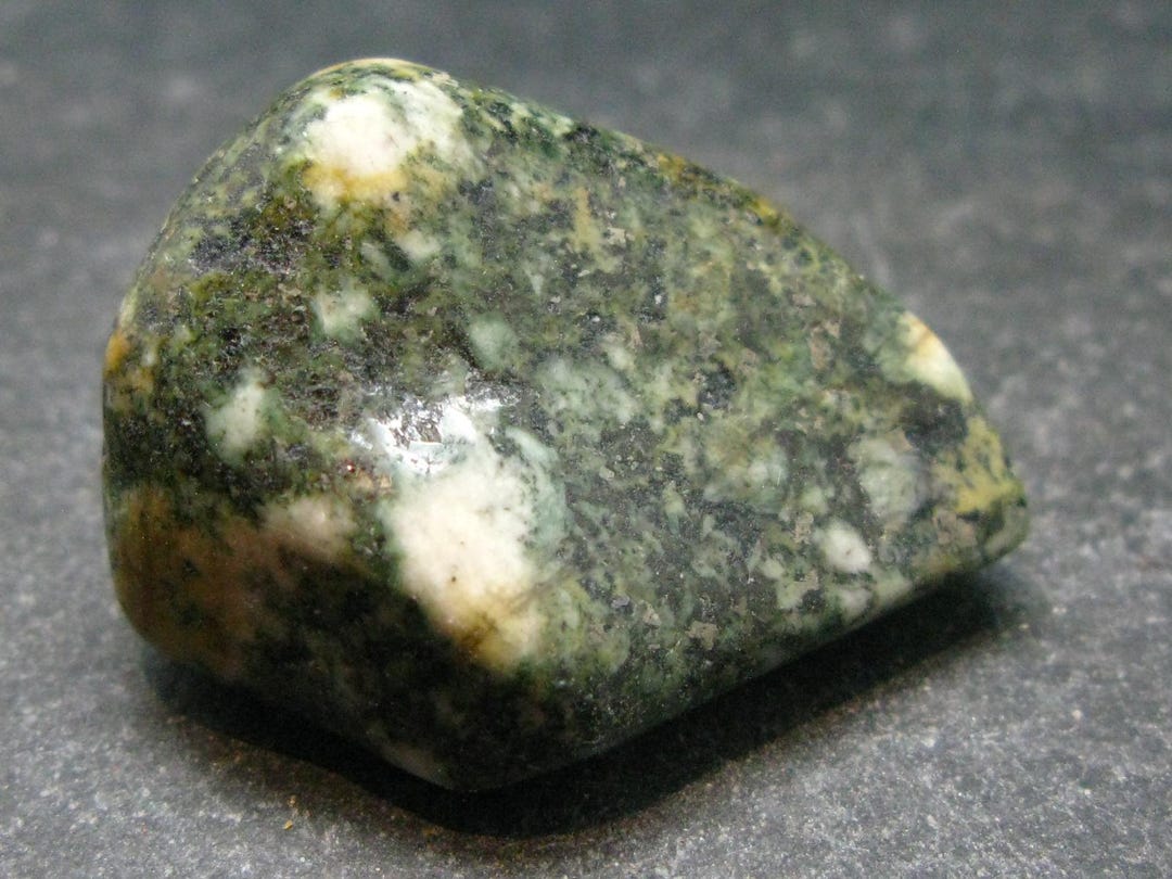 Rare Stonehenge Preseli Bluestone Tumbled Crystal From Wales UK - 1.2 ...