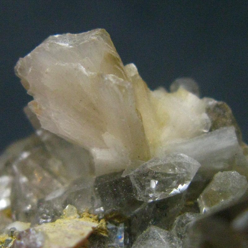 Bertrandite - Etsy