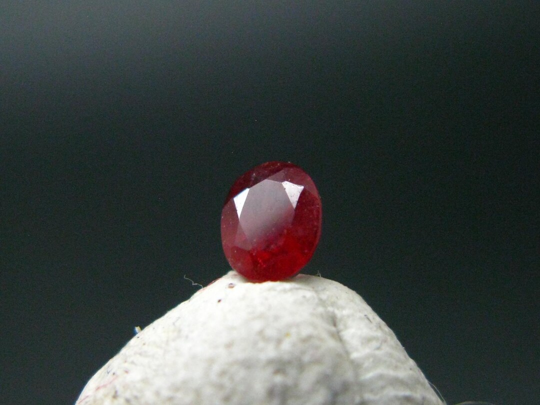Beautiful Rare Gem Bixbite Red Beryl Emerald Cut Stone From Utah USA ...