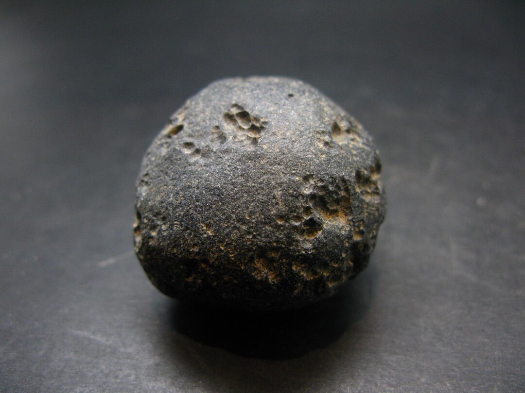Rare Large Black Tibetan Tektite Raw Piece From Tibet - 1.4" - 51.10 ...