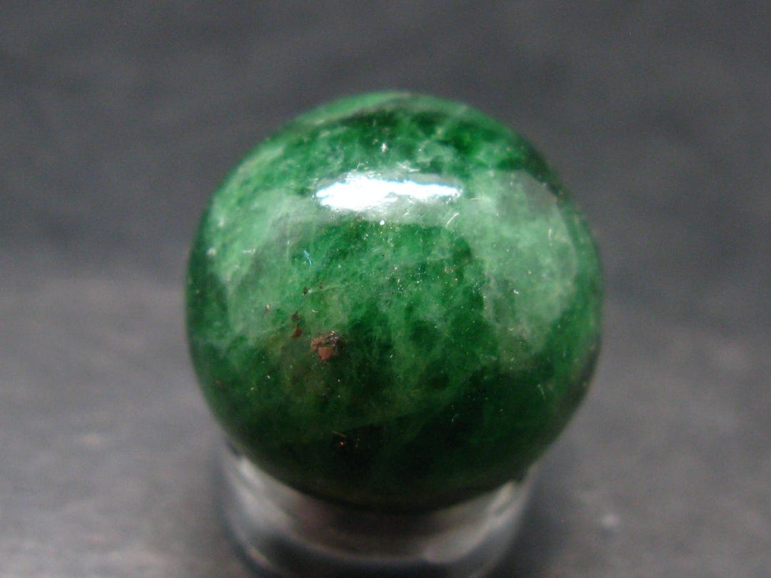 Gem Tsavorite Garnet Sphere Ball From Tanzania - 13.29 Grams - 0.8" - Etsy