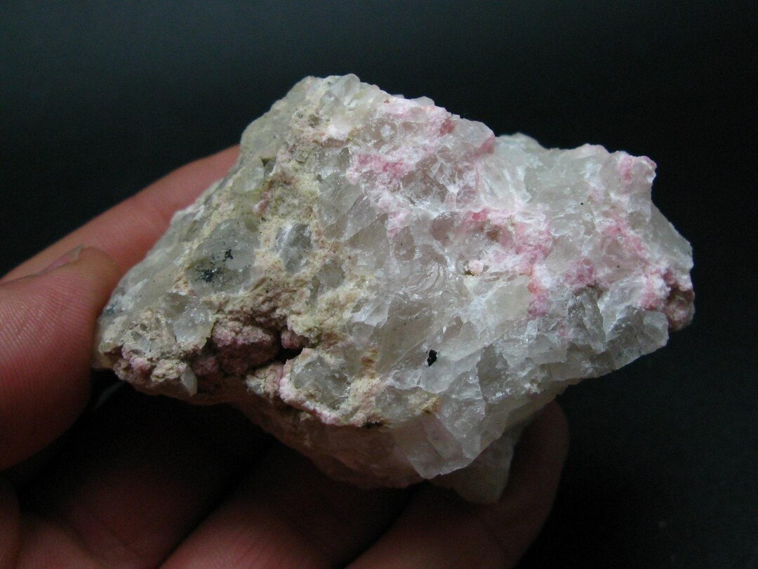Rare Pink Tugtupite Crystals in Matrix From Greenland - 133 Grams - 3.1 ...