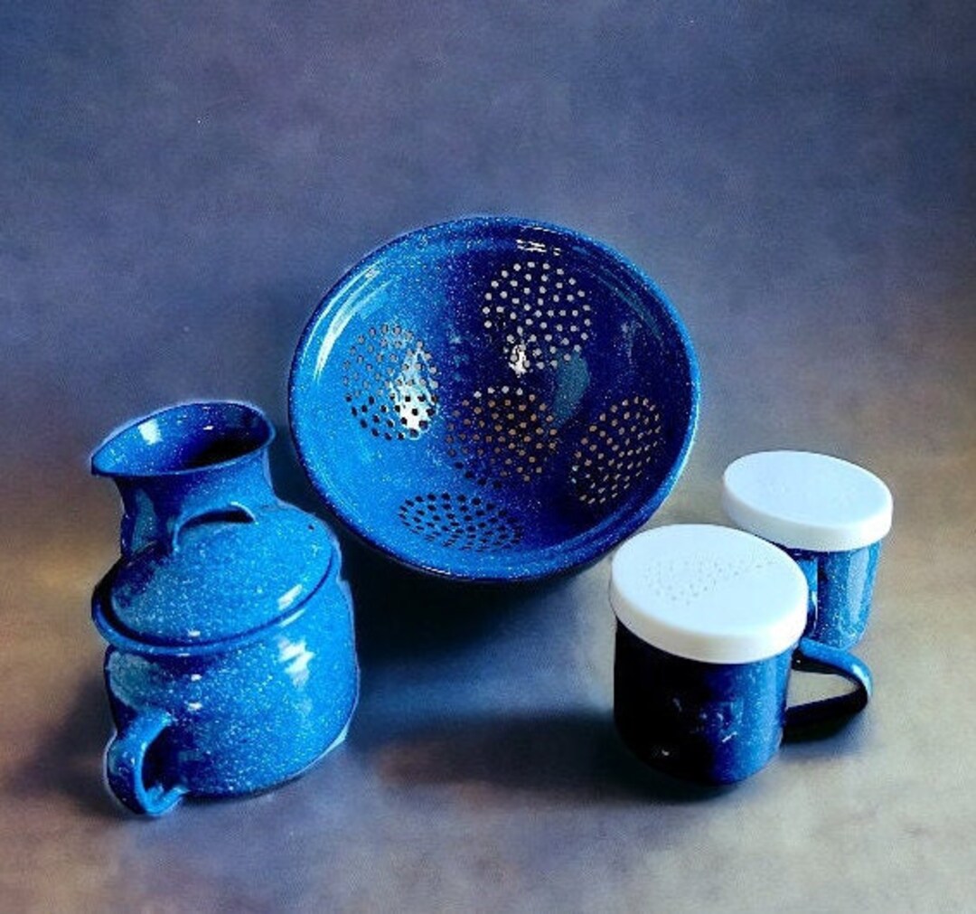 RUSTIC Blue and White Enamelware Collection Farmhouse-style Enamelware ...