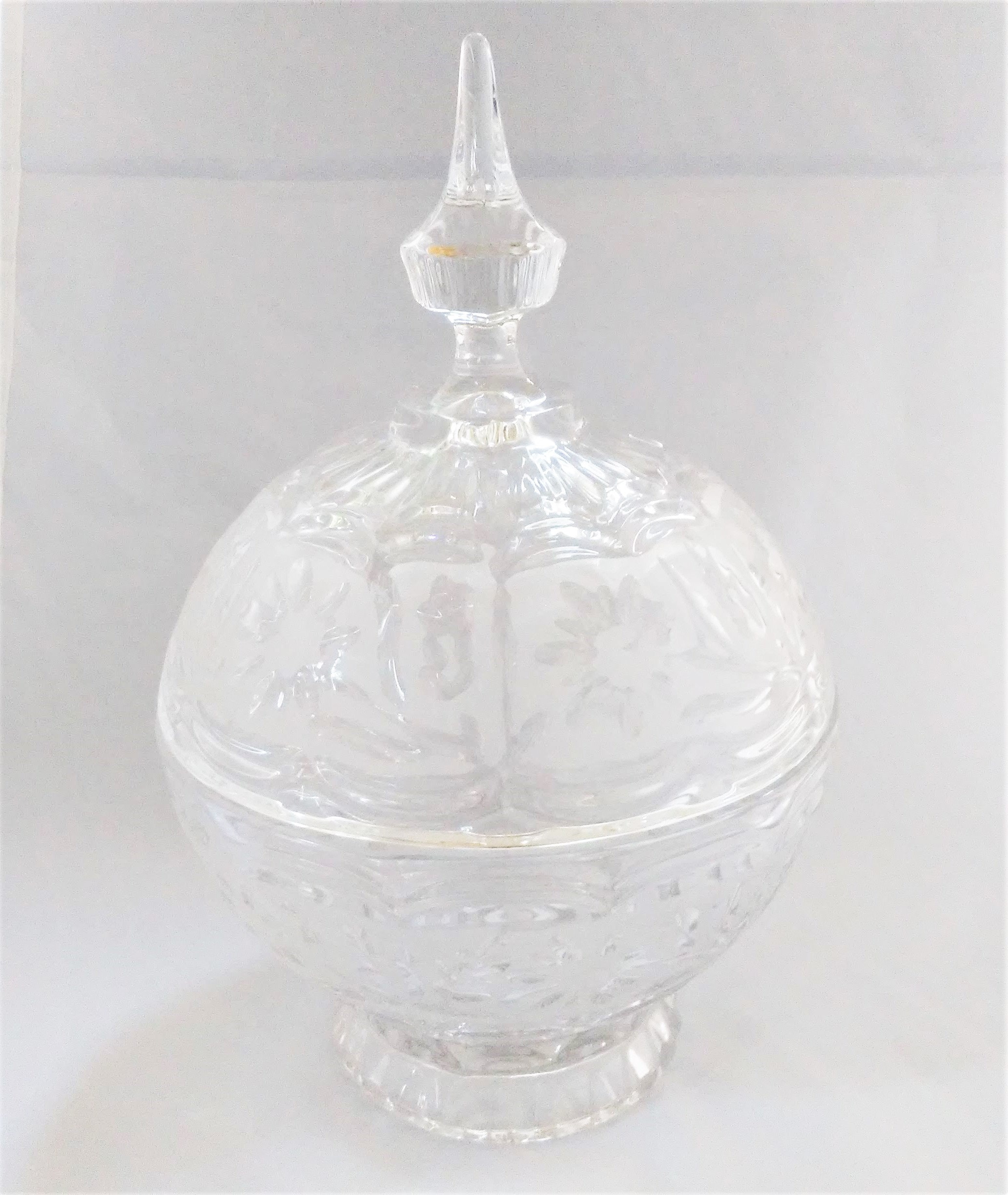 Collectible Glass Collectibles Delicate Vintage Etched Glass Crystal ...