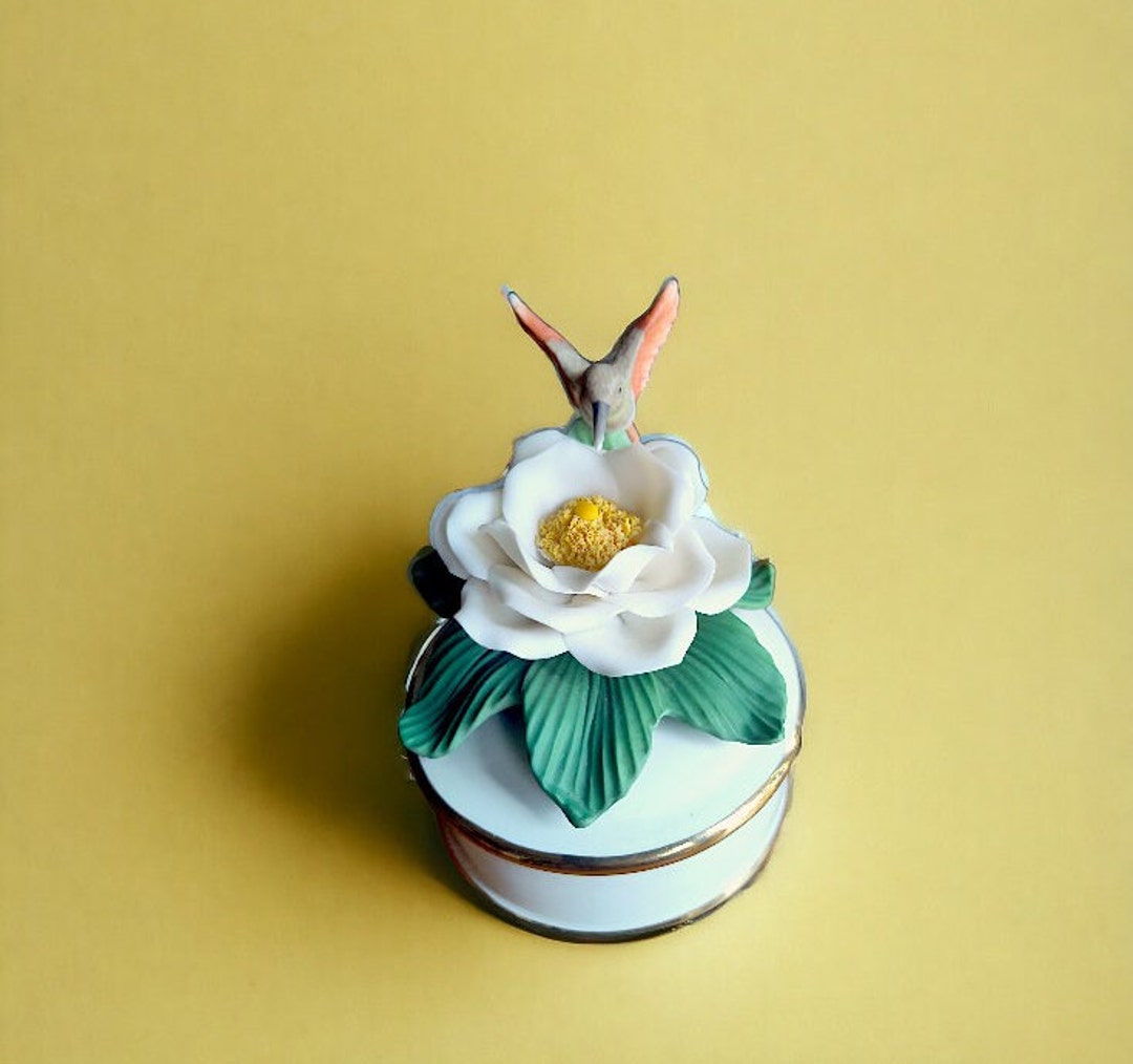VINTAGE Ceramic Music Box Teleflora With Hummingbird and Magnolia ...