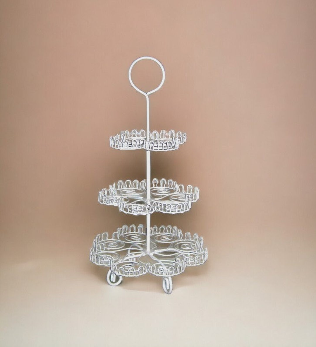 VINTAGE Wire Cupcake Tower Rustic Three-layered Cupcake Showcase Shelf ...