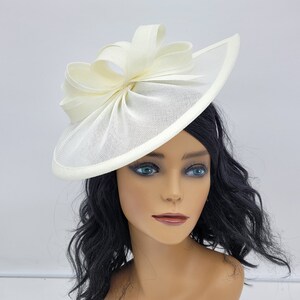 Ivory Fascinator Hat - Wedding Hat, Kentucky Derby Hat, Race Hat, Tea ...