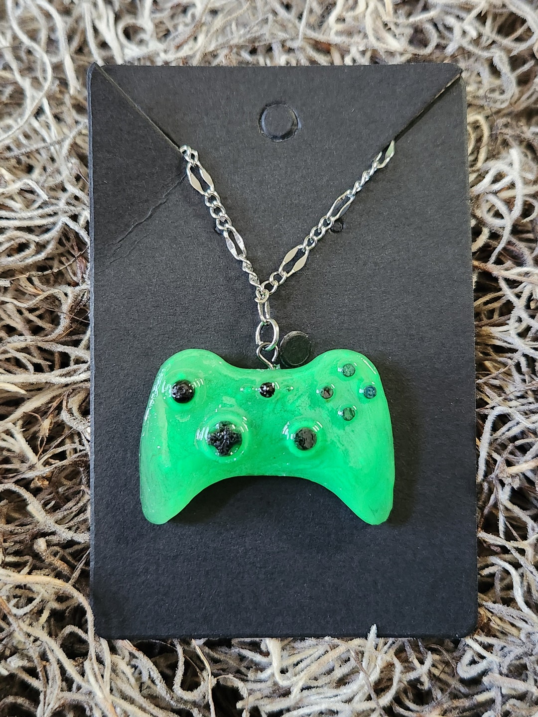 Retro Xbox Controller Necklace - Etsy