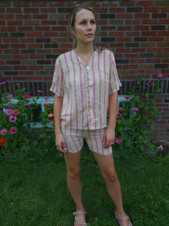 Vintage 1960's to 1970's 2 Piece Pajama Sleepwear Set… - Gem