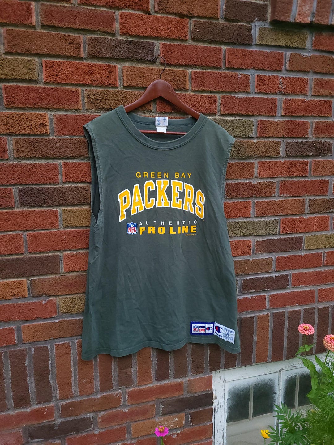 Vintage 1990's / 2000's Green Bay Packers Champion Sleeveless Tank Top ...