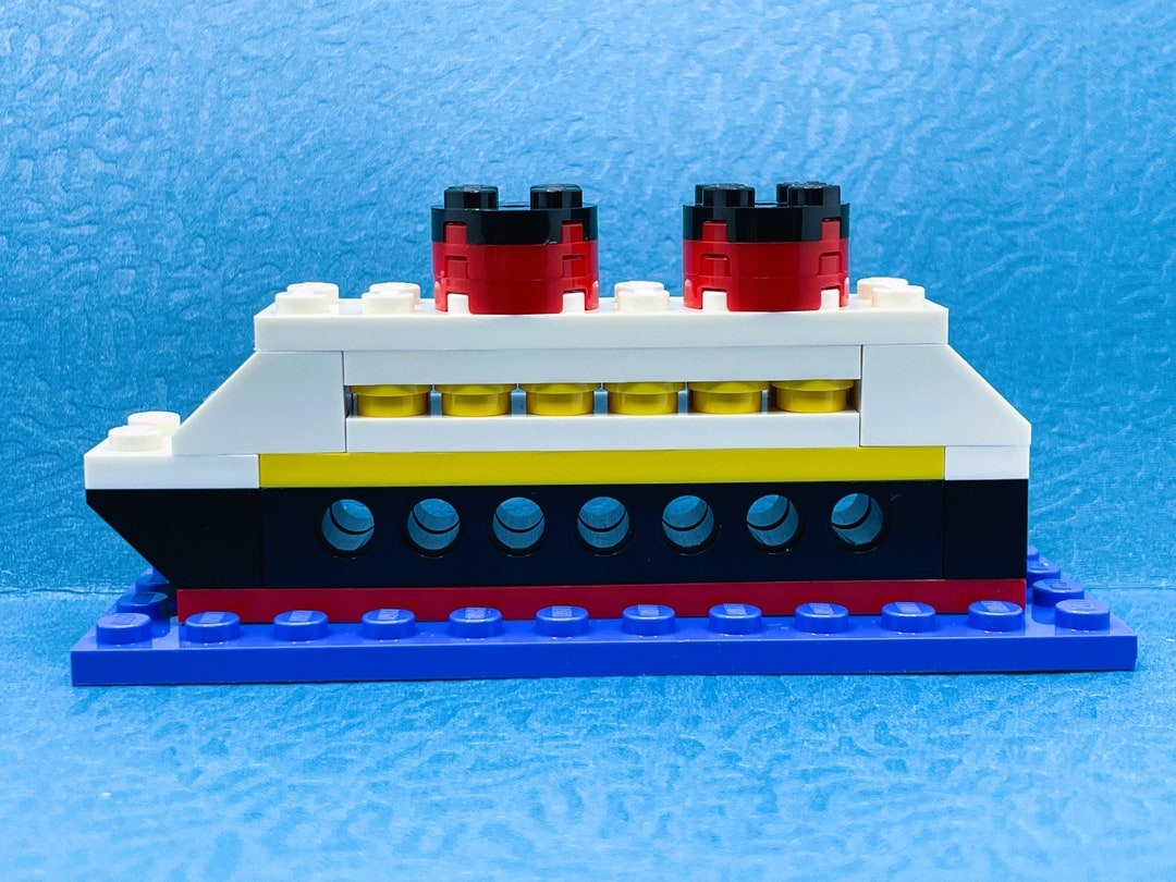 Disney Cruise Line Lego Ship - Fish Extender & Trip Announcement Gift ...