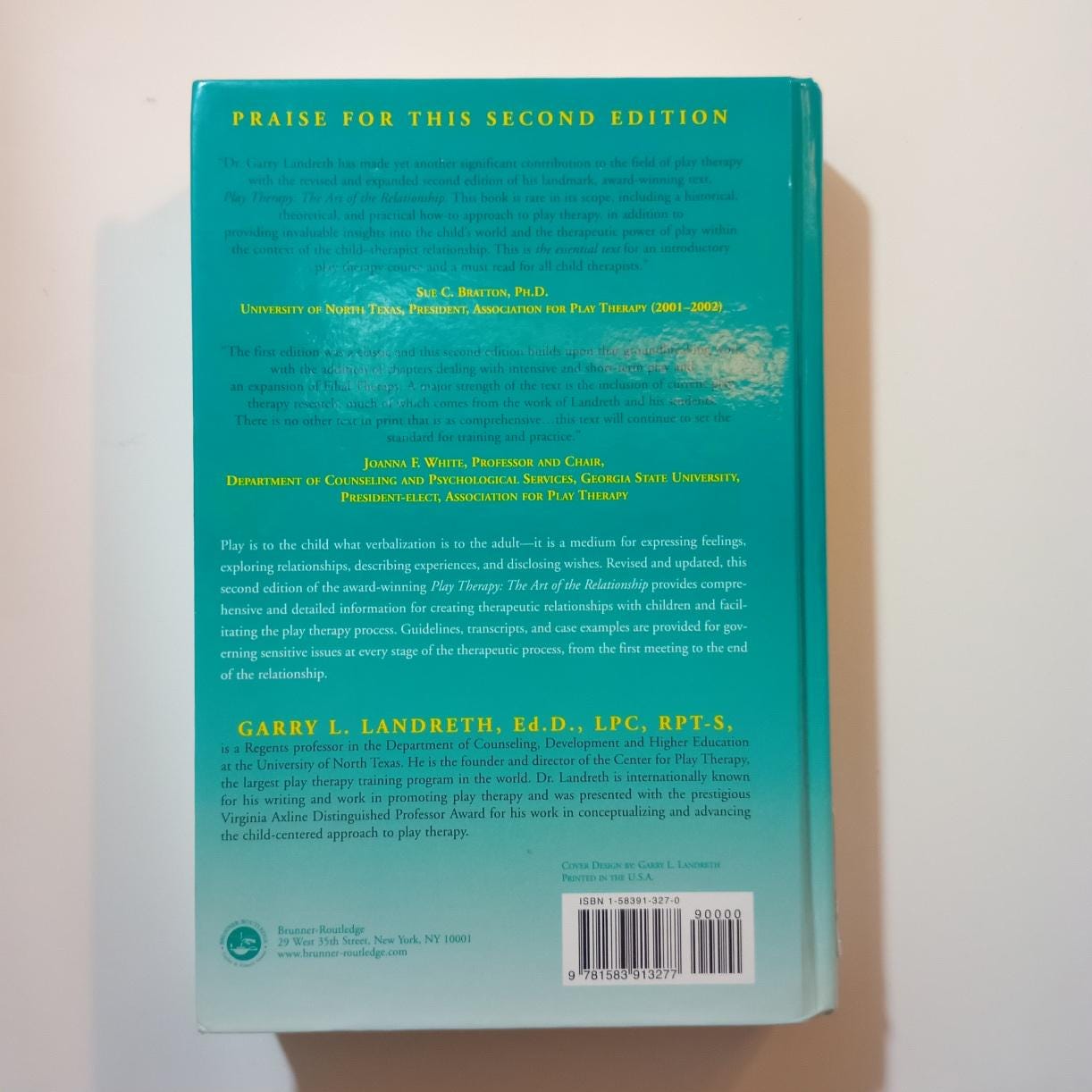 A Book: PLAY THERAPY, the Art of the Relationship (second Edition) by ...