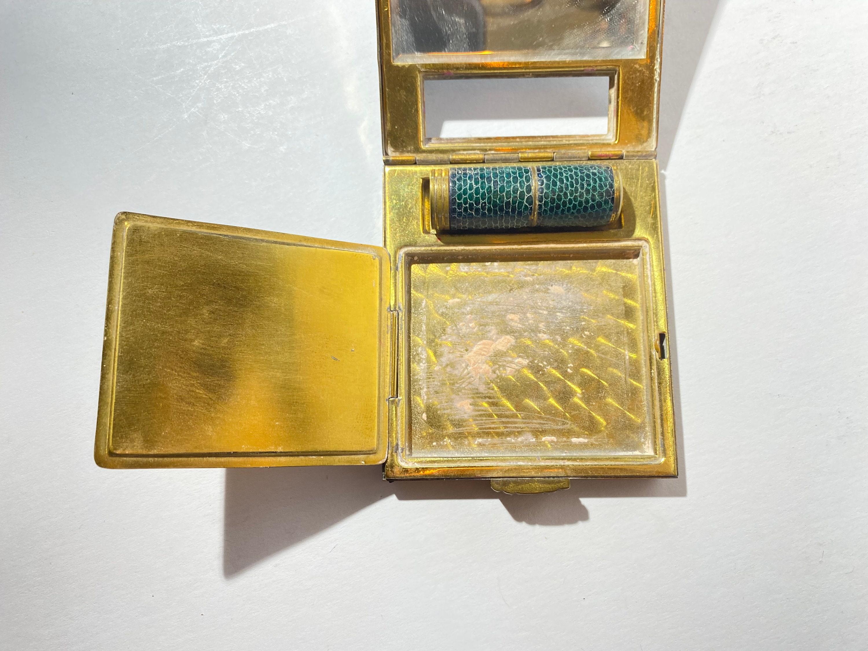 France Green Powder Compact With Case Mirror and Mini Lipstick Vanity ...