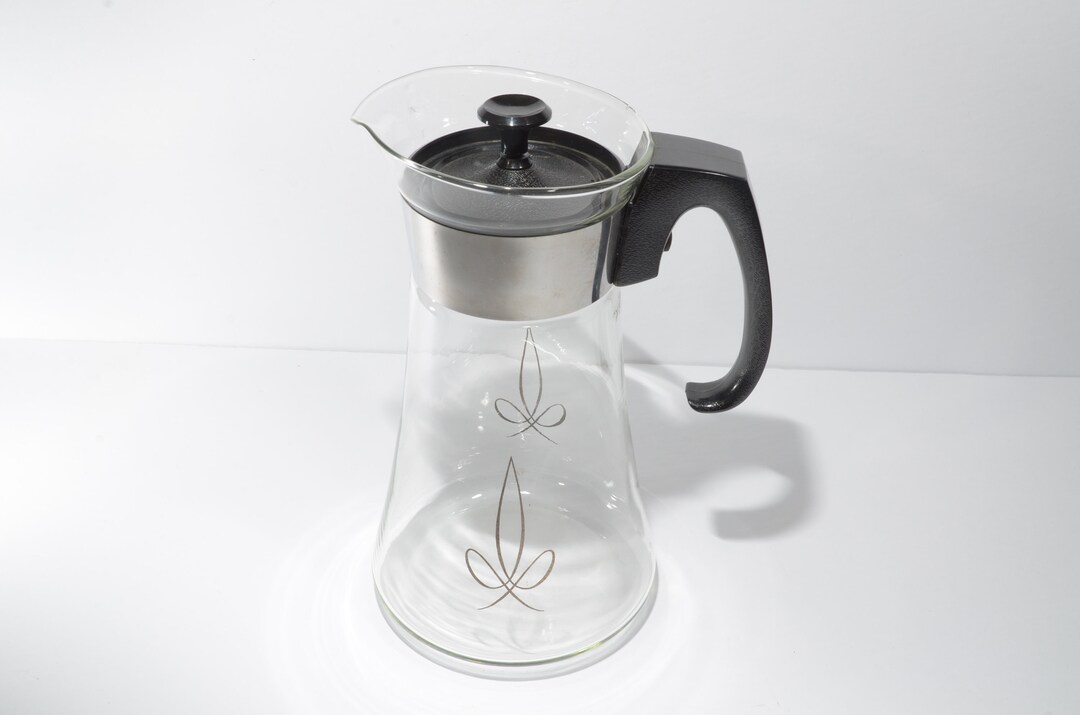 Pyrex 6 Cups Coffee Pot Carafe Silver Design Mid Century Glassware ...