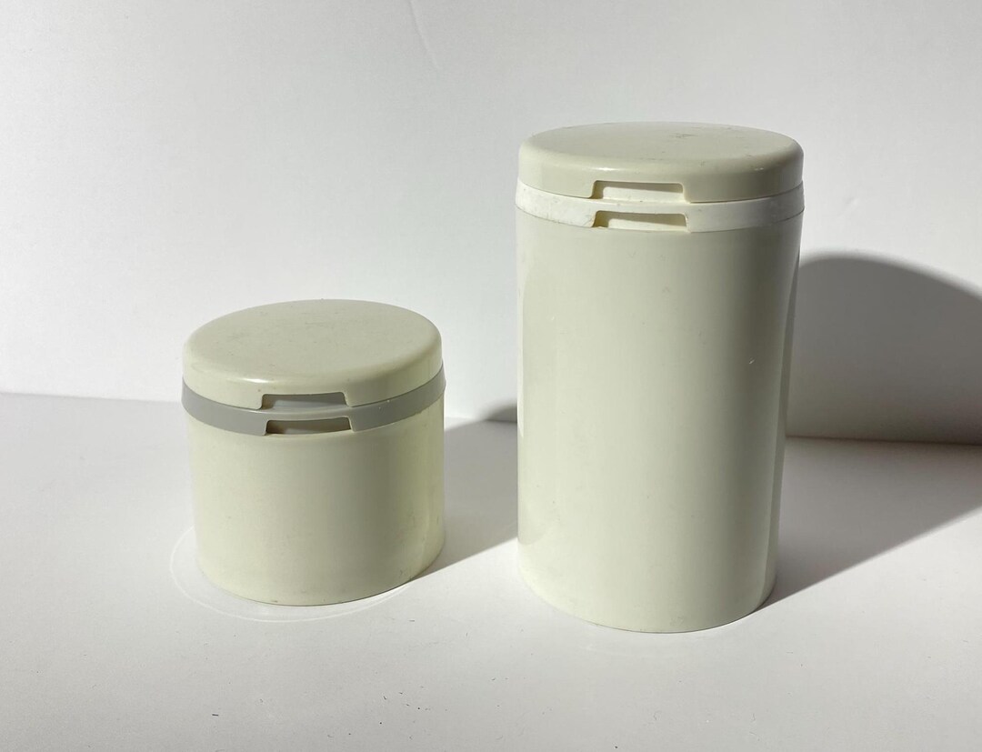 Vintage TUPPERWARE Salt and Pepper Shaker Set Stackable Spice Almond ...
