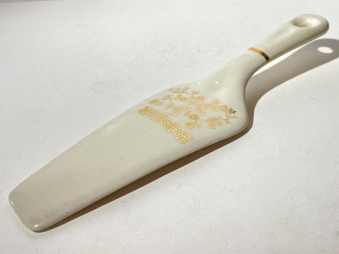 Vintage Ceramic Cake Pie Server Ivory With Gold Floral Design Serving ...