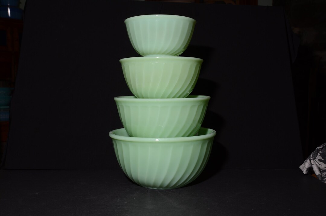 FIRE KING Jadeite Jadite Swirl Mixing Bowl Set of 4 Milk Glass Vintage 1950s Nesting Bowl ...