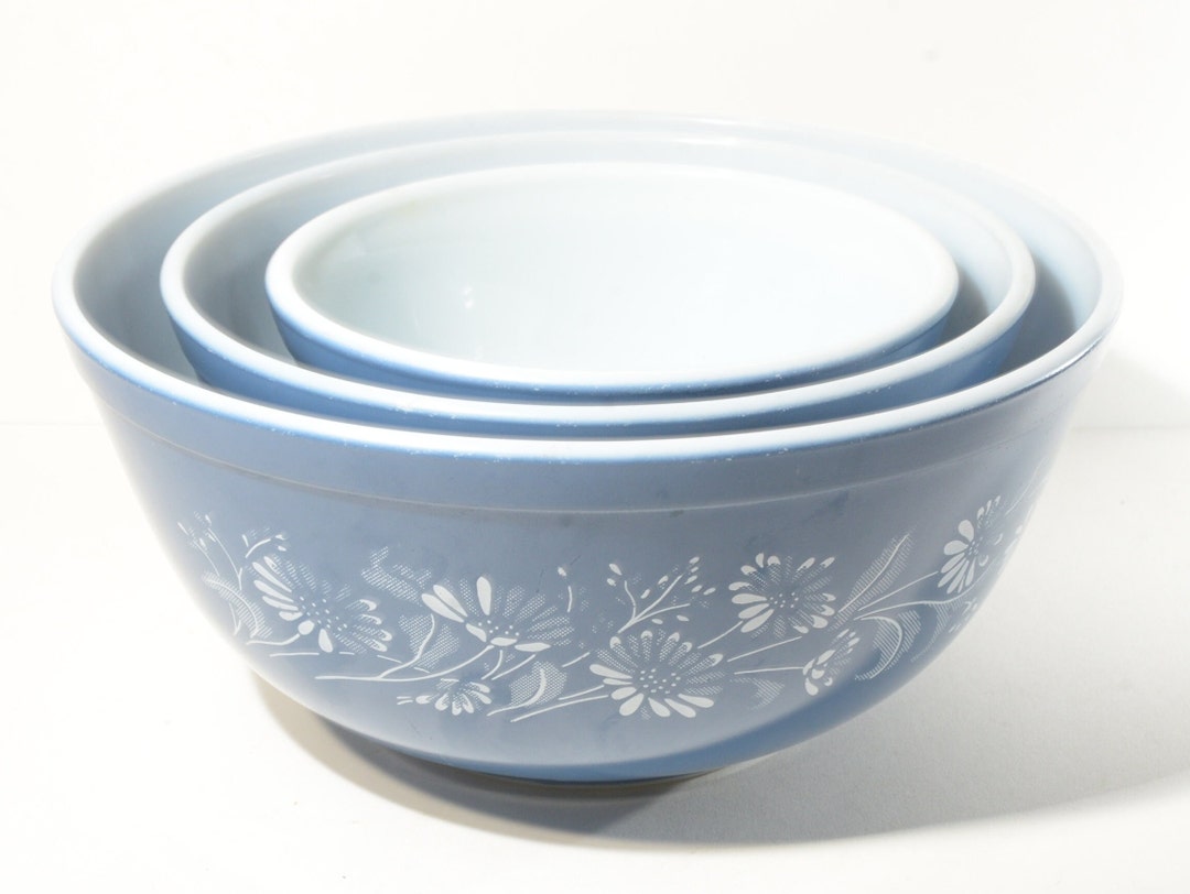 PYREX Colonial Mist Blue Set of 3 Bowls 401 402 and 403 Vintage Pyrex ...