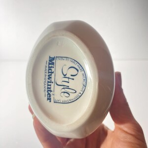 Midwinter Style Shape White Sugar Bowl With Lid Mint Condition 4 1/2 ...